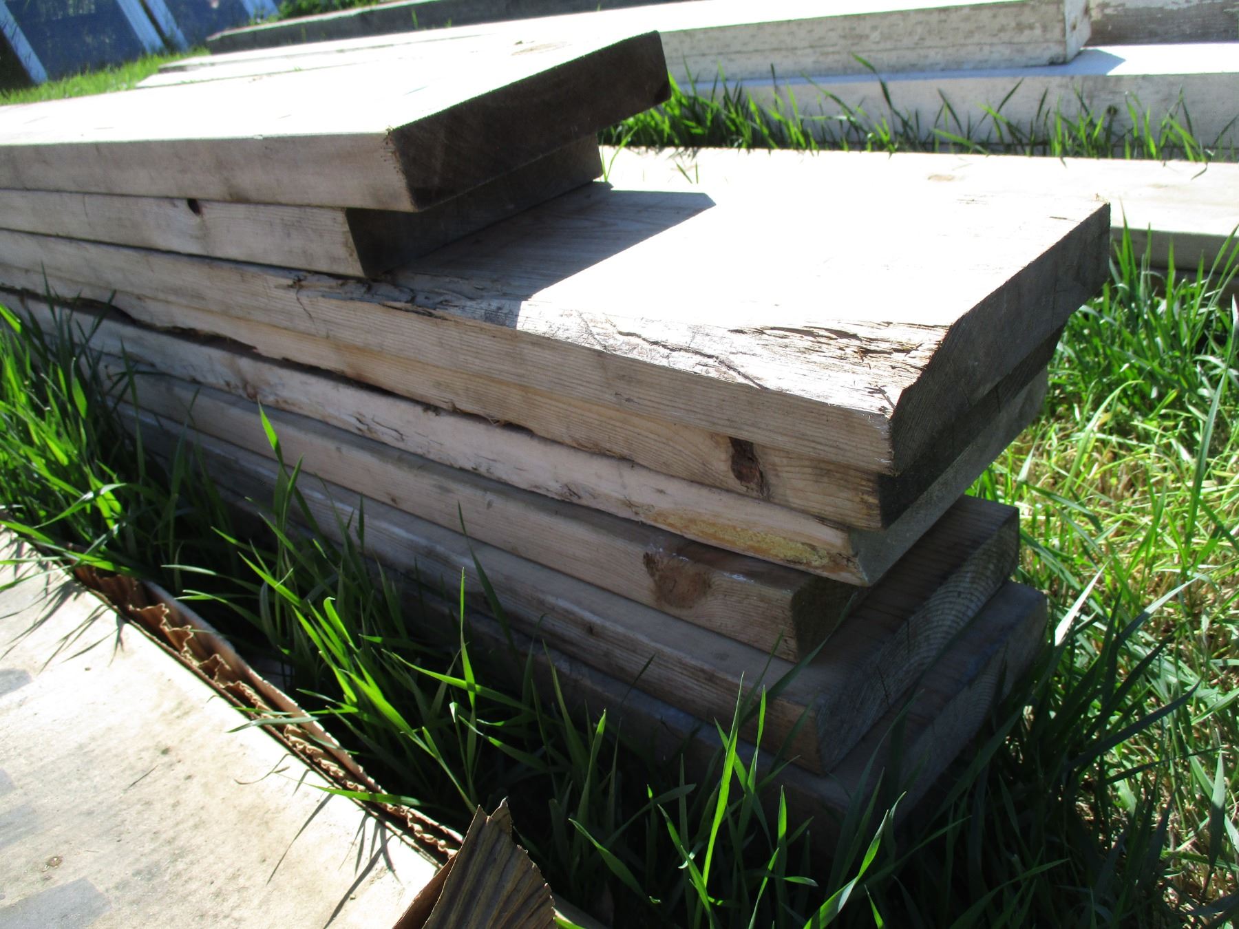 2x8 Boards Variable Lengths 10ft 16ft Bodnarus Auctioneering 2x8 Boards Variable Lengths 10ft 16ft Bodnarus Auctioneering