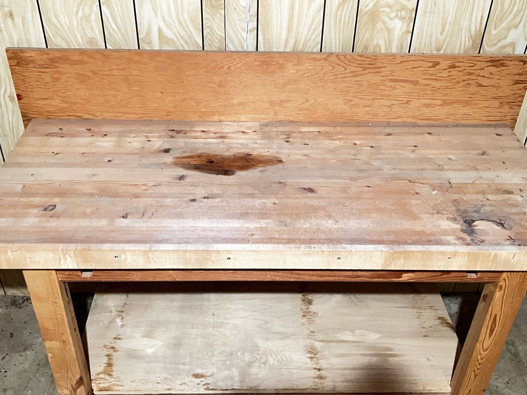Heavy duty wooden work bench
