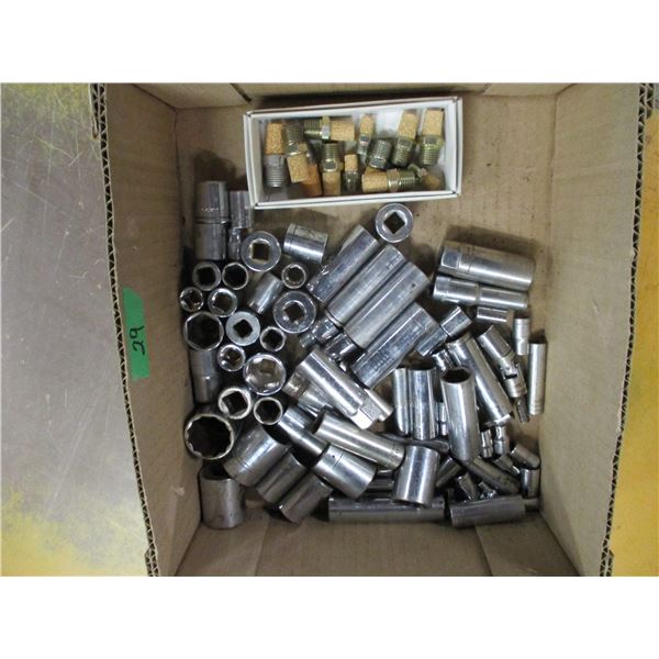 BOX C/W ASSORTED SOCKETS