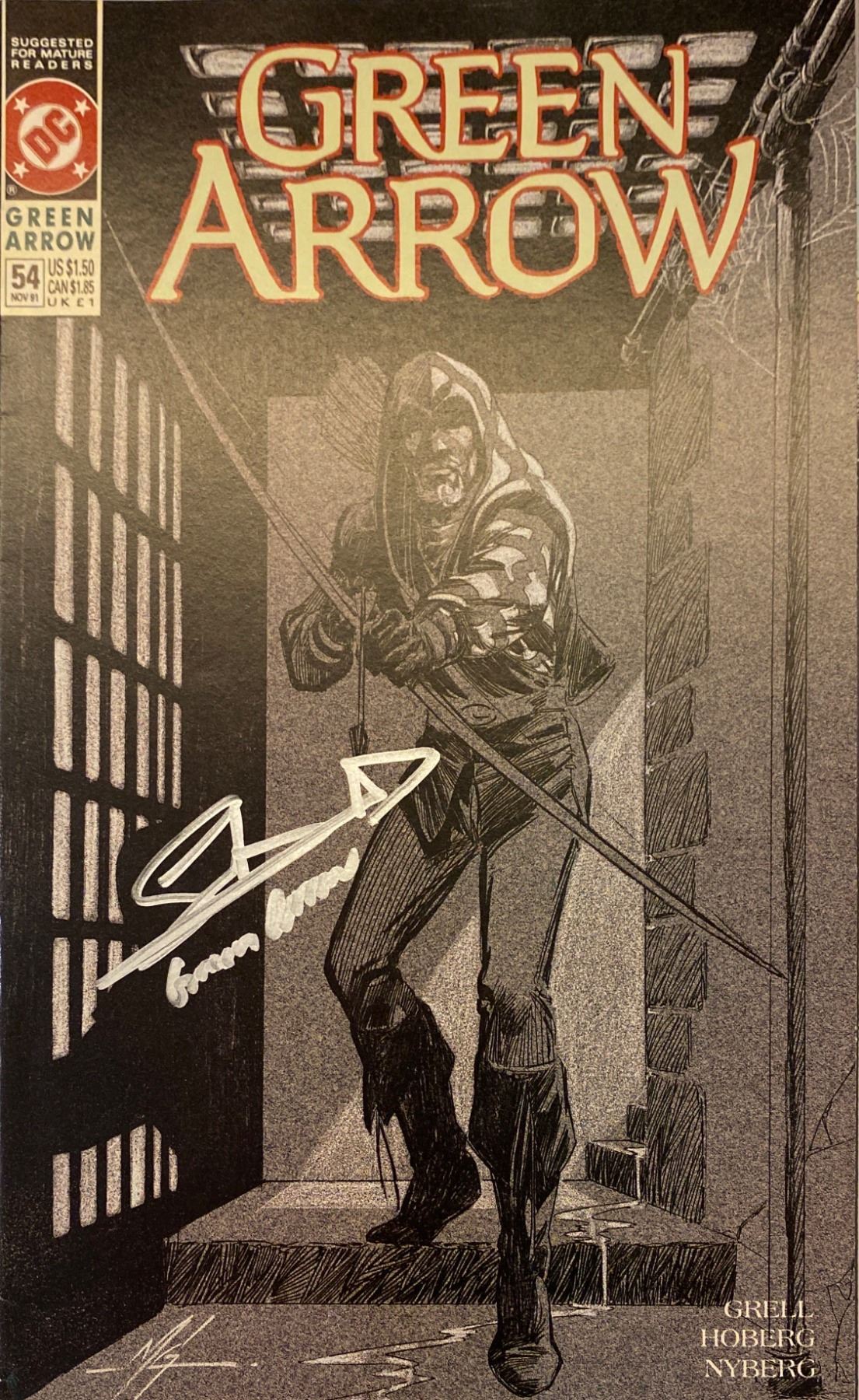 Autograph Signed Arrow Comics