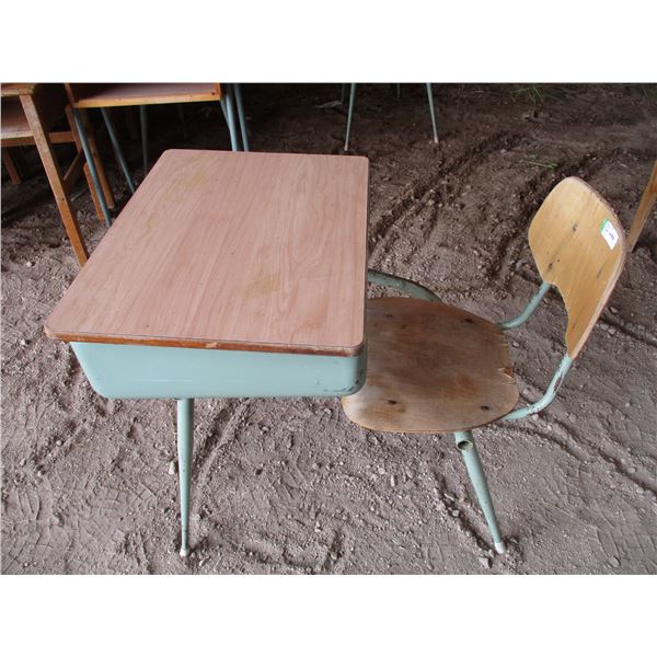 School Desk Steel Legs With Chair Bodnarus Auctioneering
