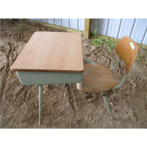 School Desk Steel Legs With Chair Bodnarus Auctioneering