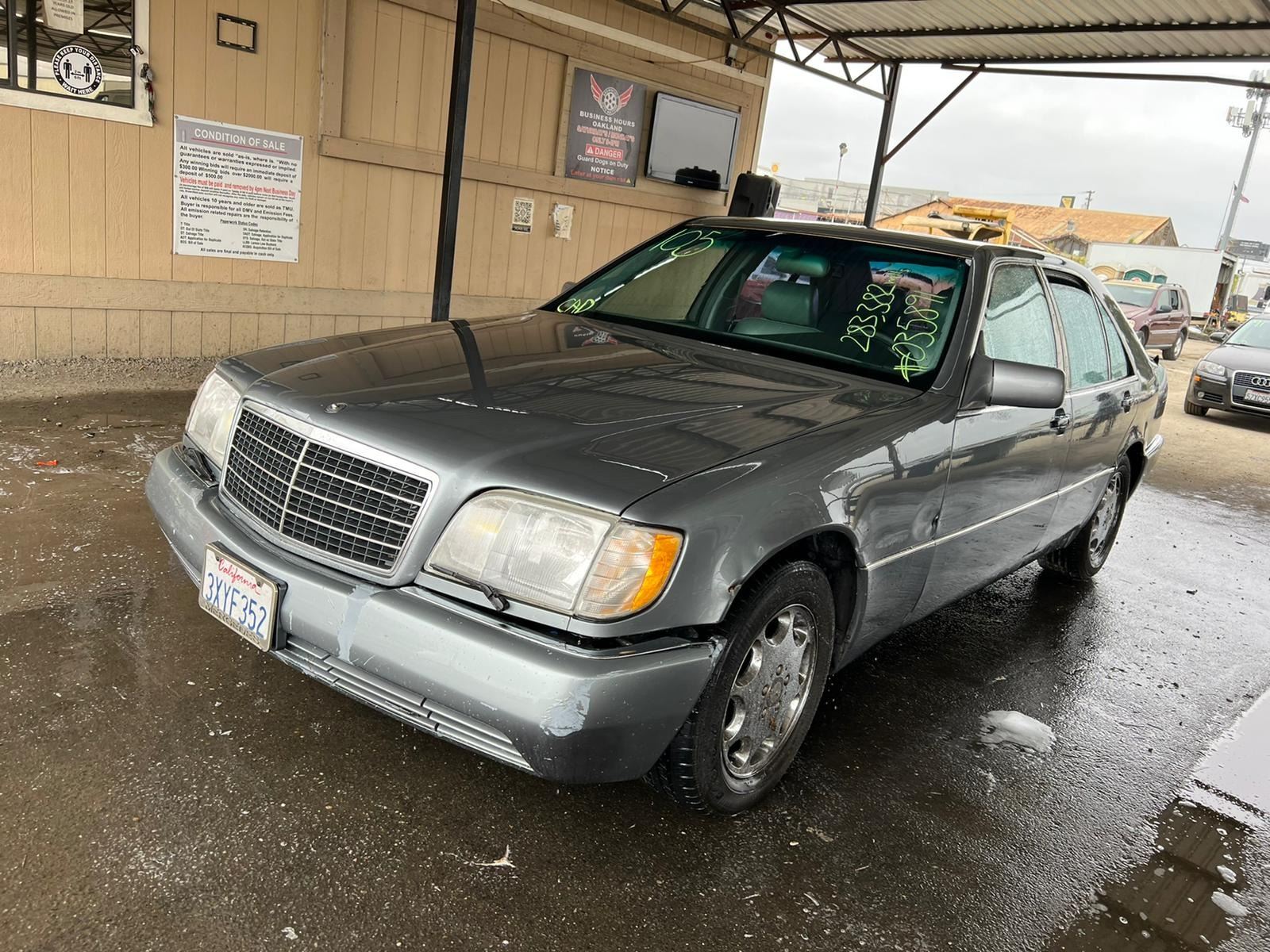 1992 Mercedes-Benz 400-Class 400 SE