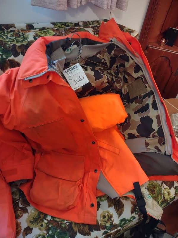 MEN'S MEDIUM FIELDLINE GORTEX BLAZE ORANGE JACKET & BIBS, 2 PC SET