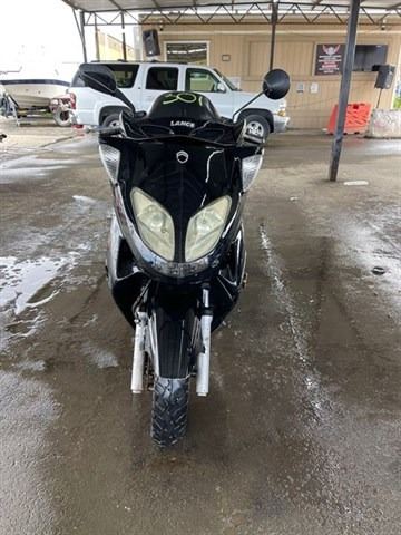 2008 LANCE DUKE TOURING