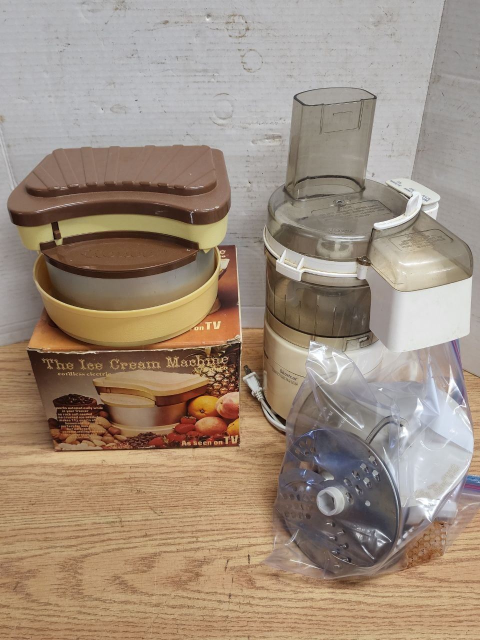 Vintage Electronics, "Black & Decker" Food Processor, "Ronco" Cordless ...