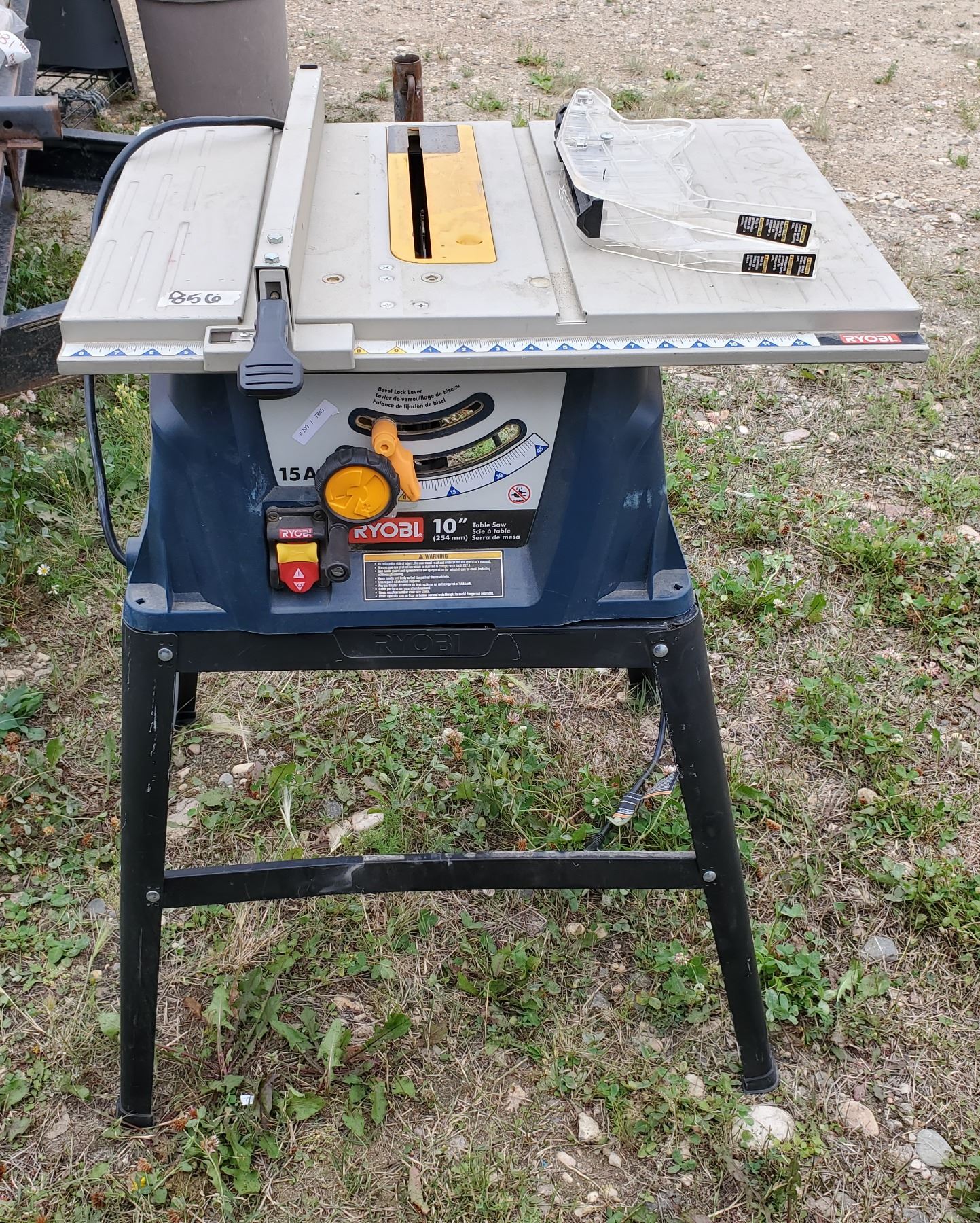 Ryobi table saw + stand (missing mitre guide, push stick, part of guard ...
