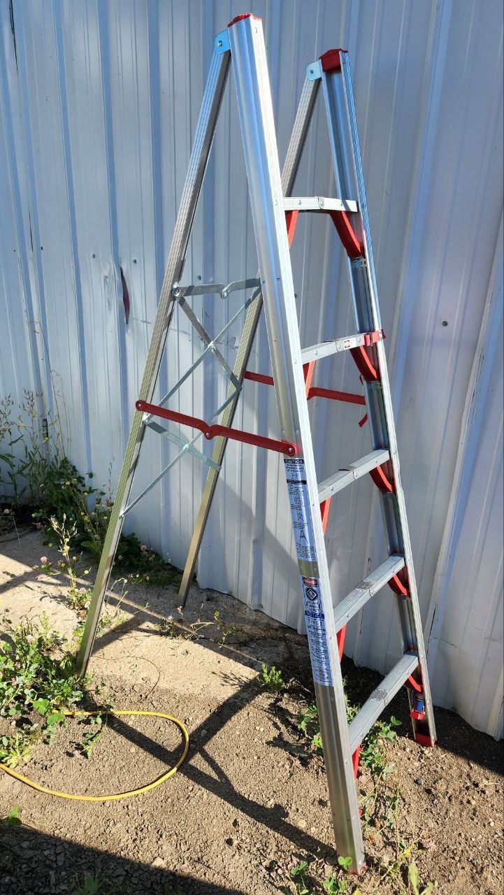 "Tele Steps" Folding/Collapsing Step Ladder H-5ft 11" - Schmalz Auctions