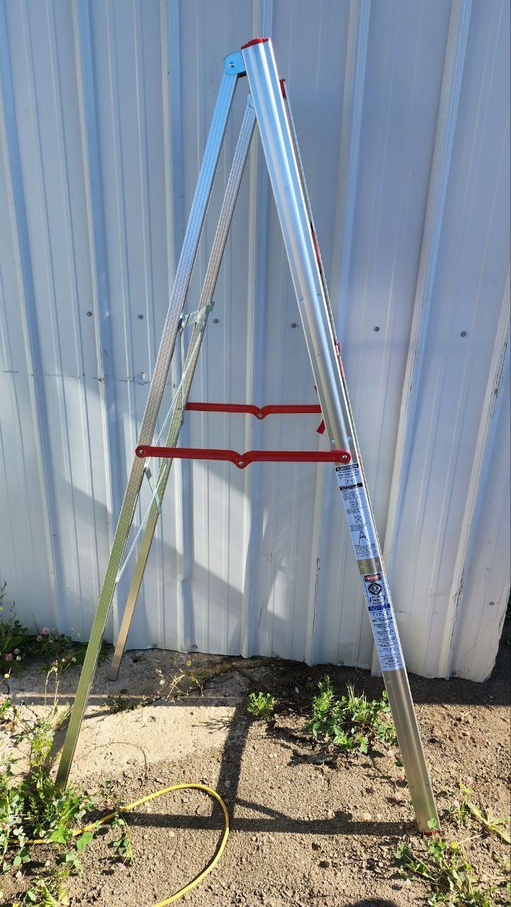 "Tele Steps" Folding/Collapsing Step Ladder H-5ft 11" - Schmalz Auctions