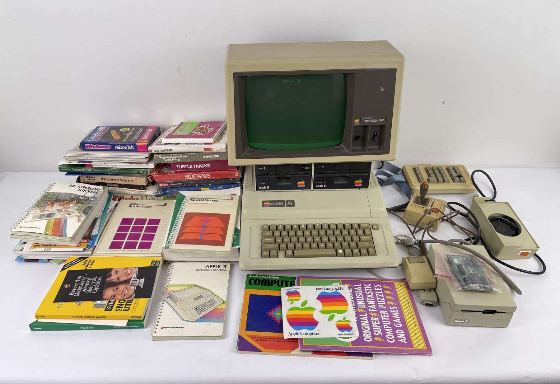 Apple IIc III Computer and Monitor