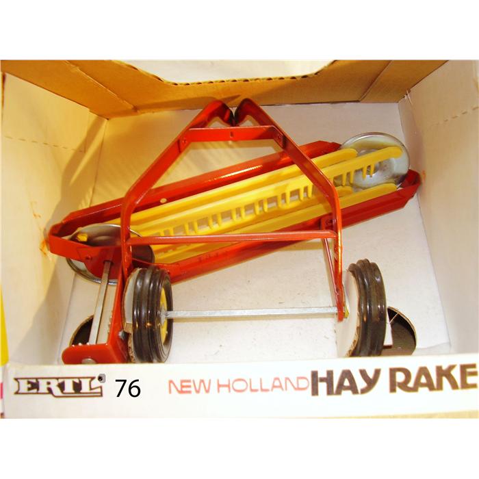 Ertl - New Holland Hay Rake #316