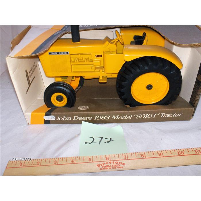 Ertl - John Deere 5010 12" #5629