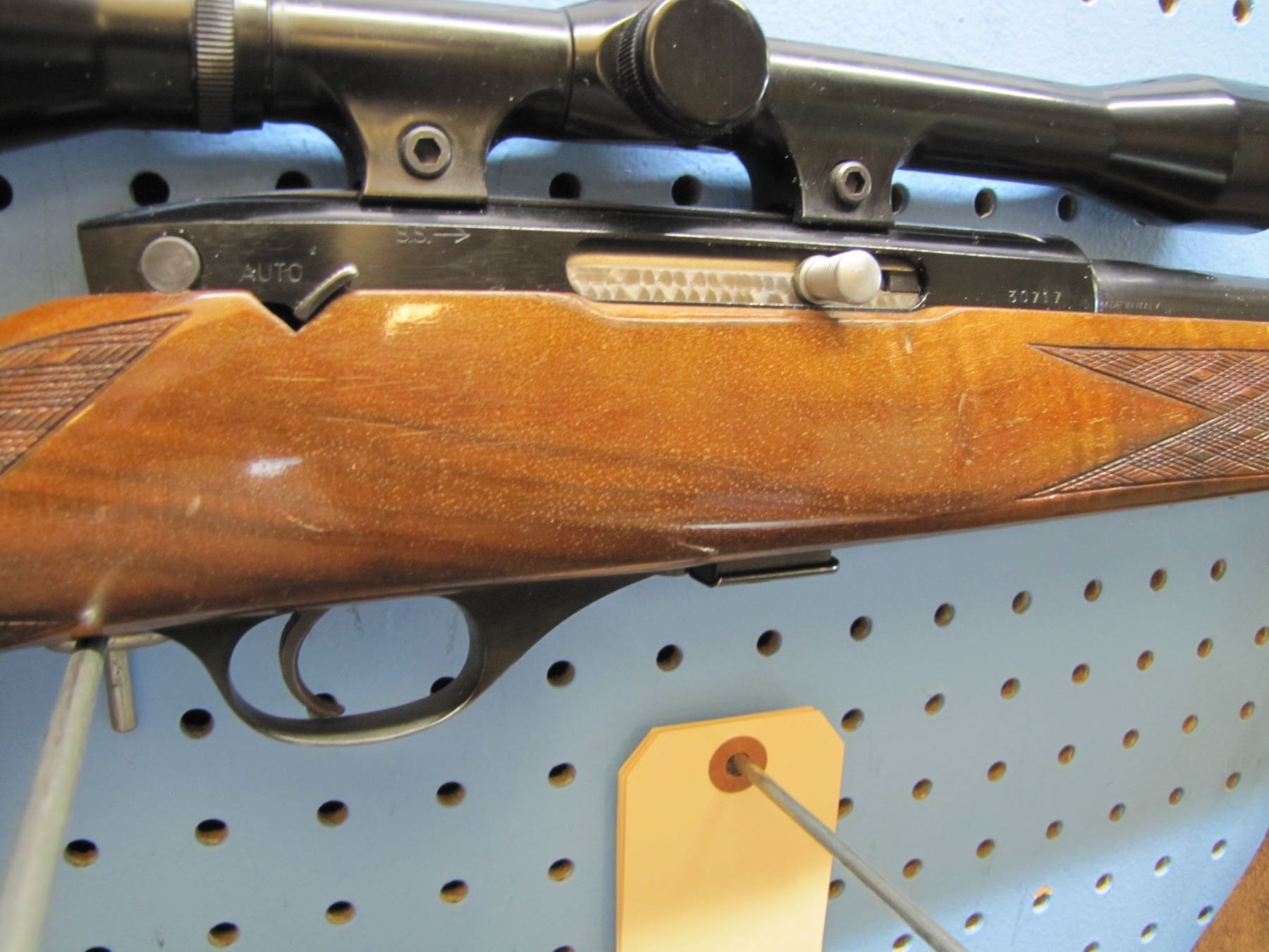 Weatherby; Mark XXII ; caliber 22 long rifle; semi automatic; clip ...