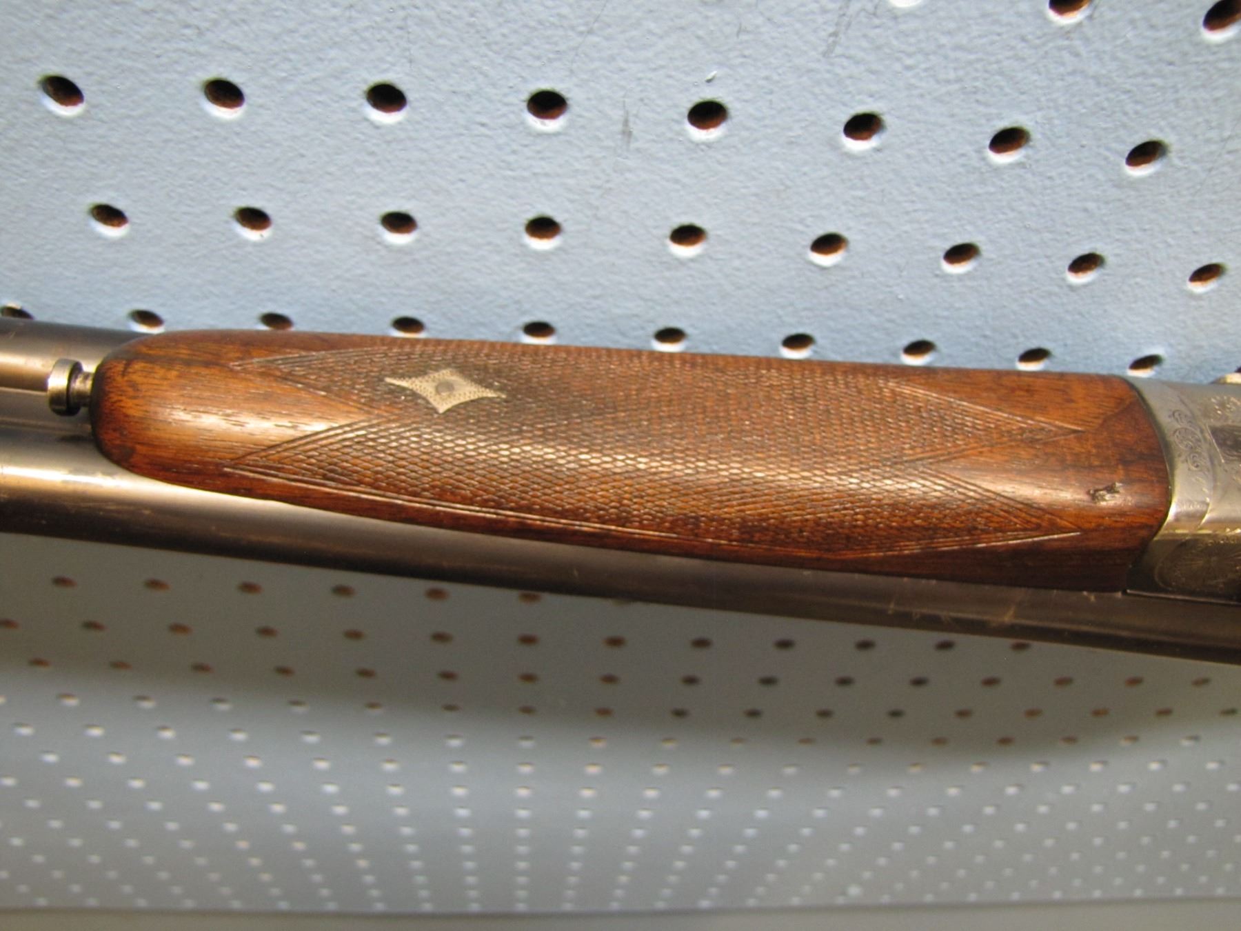 AYA ; 16 gauge Greener style crossbolt boxlock with side clips, manual ...