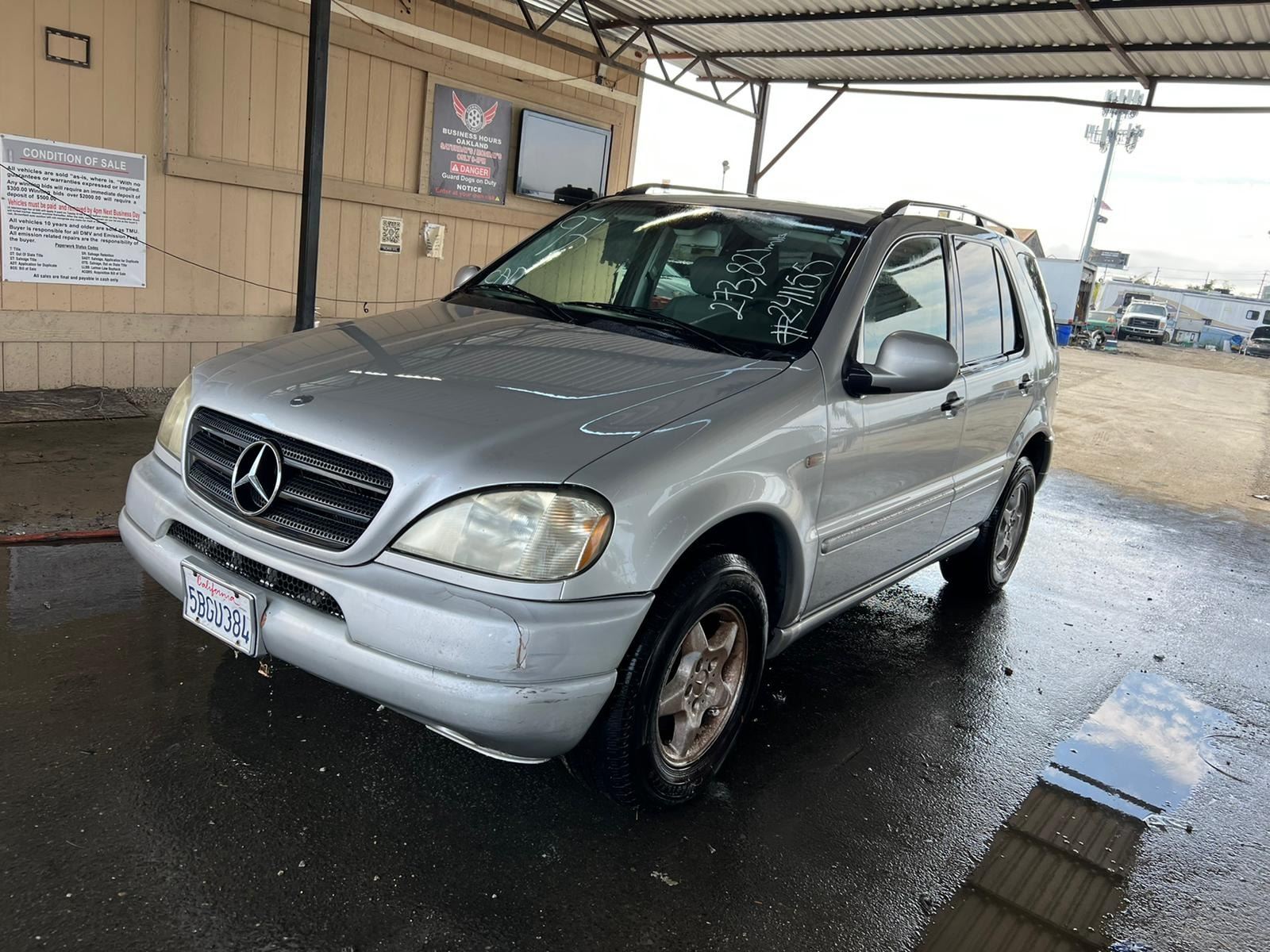 2001 Mercedes-Benz M-Class ML 320