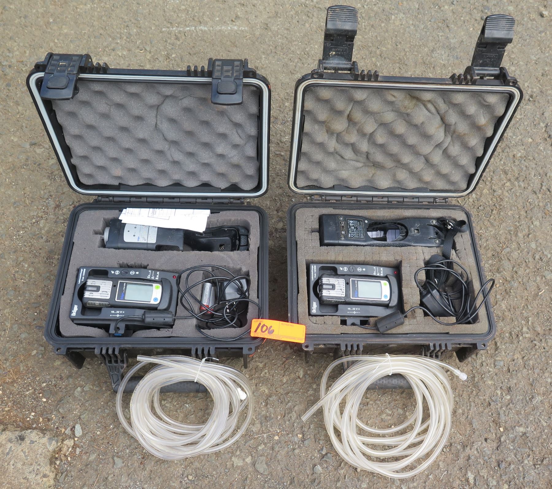 Qty 2 Drager Lademodul Charger X am 1 2 5000 In Hard Case qty-2-drager-lademodul-charger-x-am-1-2-5000-in-hard-case