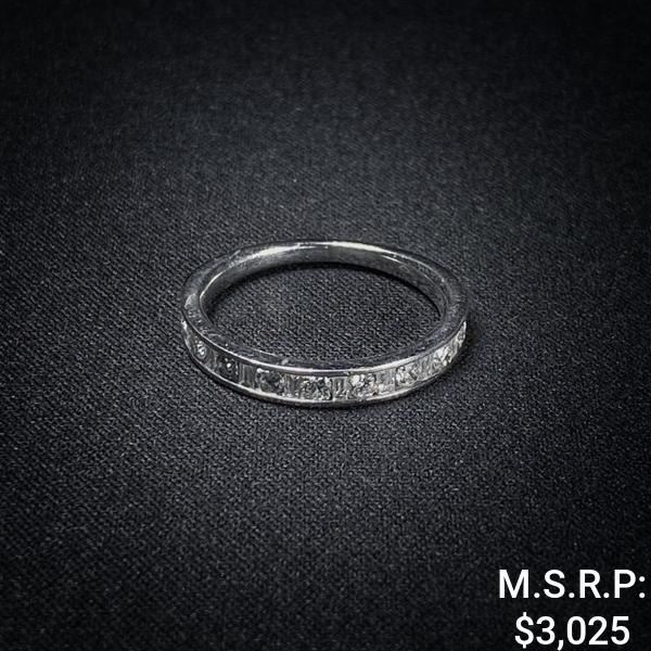 1.7 DWT 14 KT Wht Gold w/ Dimd Lining Ring Sz: 6.5