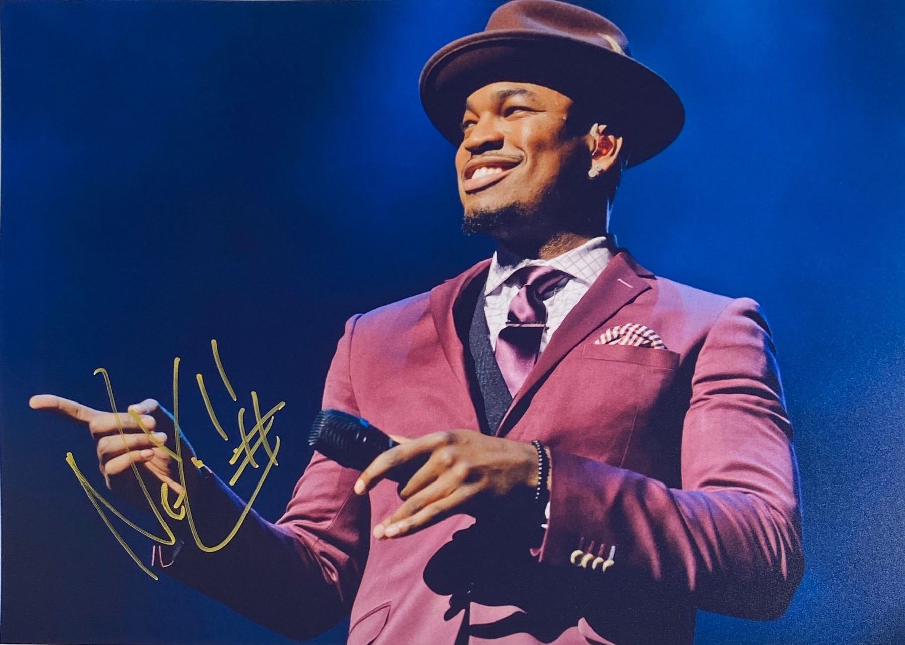 Autograph Signed Ne-Yo Photo
