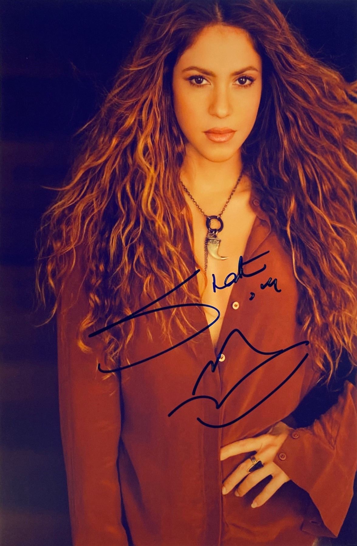 Autograph Signed Shakira Photo