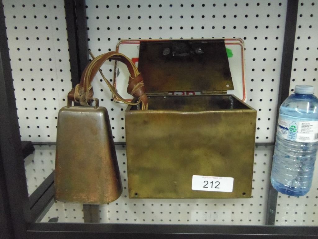 Cow bell with Vintage bass lock box