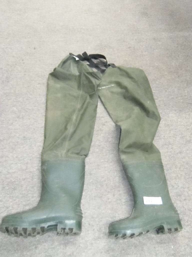 Rubber Hip waders size 9