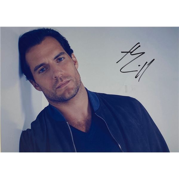 Autograph Signed Henry Cavill Photo