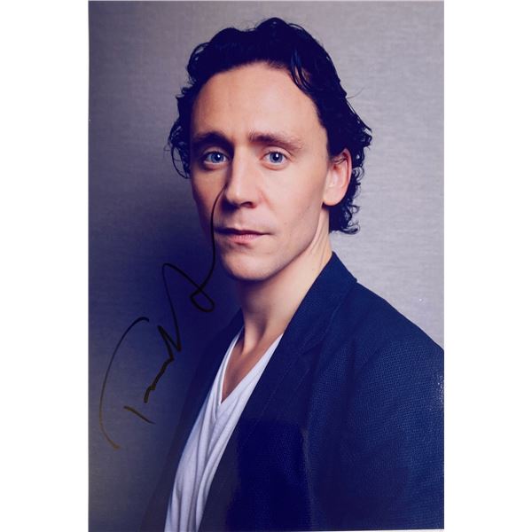 Autograph Signed Tom Hiddleston Photo