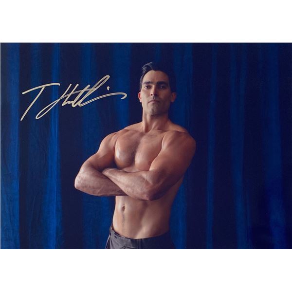 Autograph Signed Tyler Hoechlin Photo