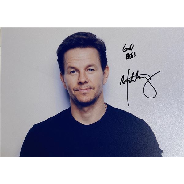 Autograph Signed Mark Wahlberg Photo
