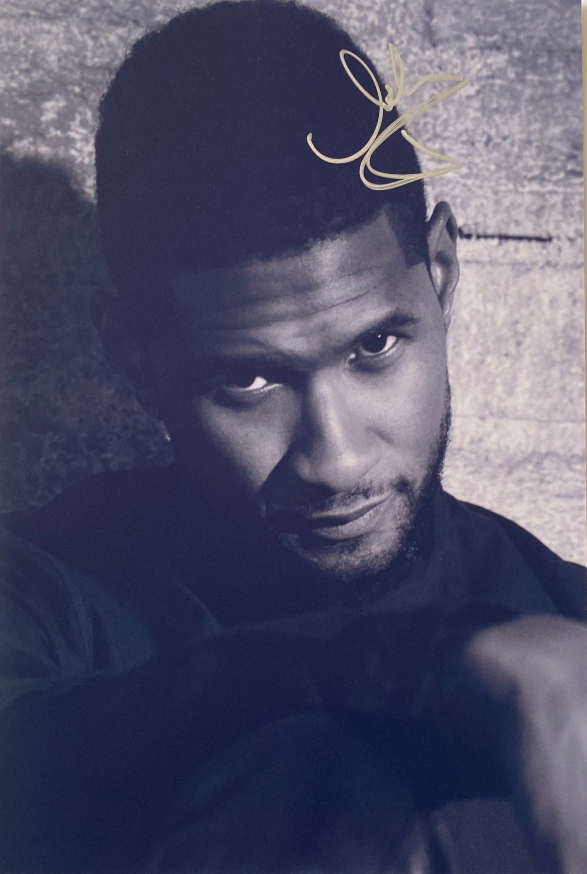 Autograph Signed Usher Photo