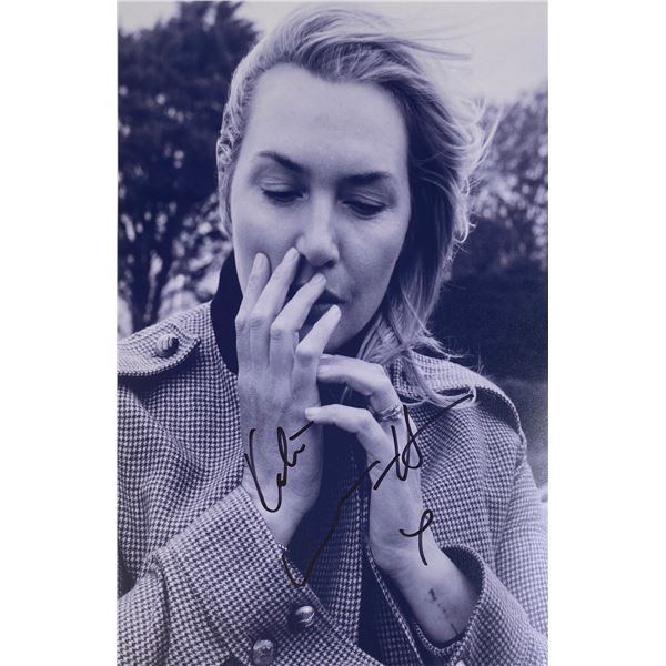 Autograph Signed Kate Winslet Photo