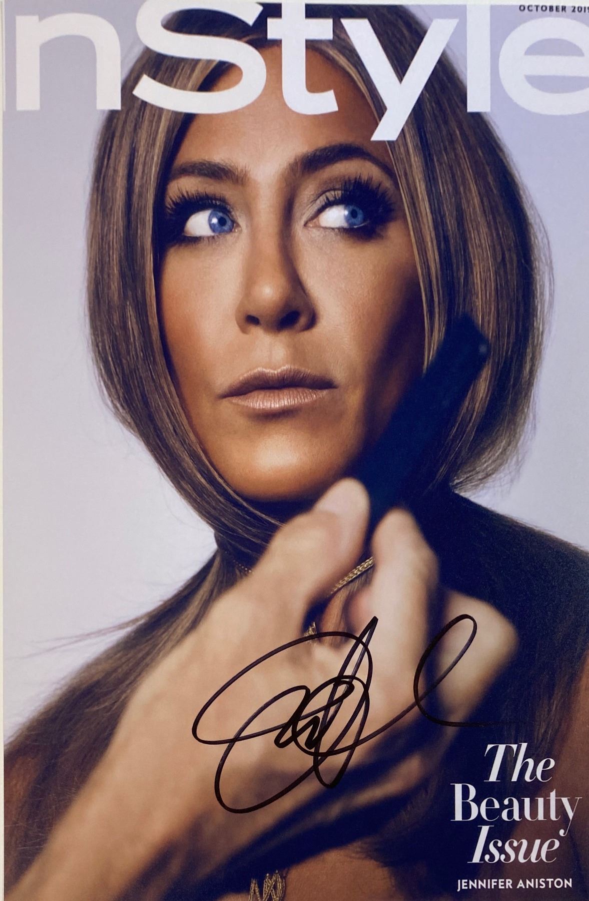 Autograph Signed Jennifer Aniston Photo