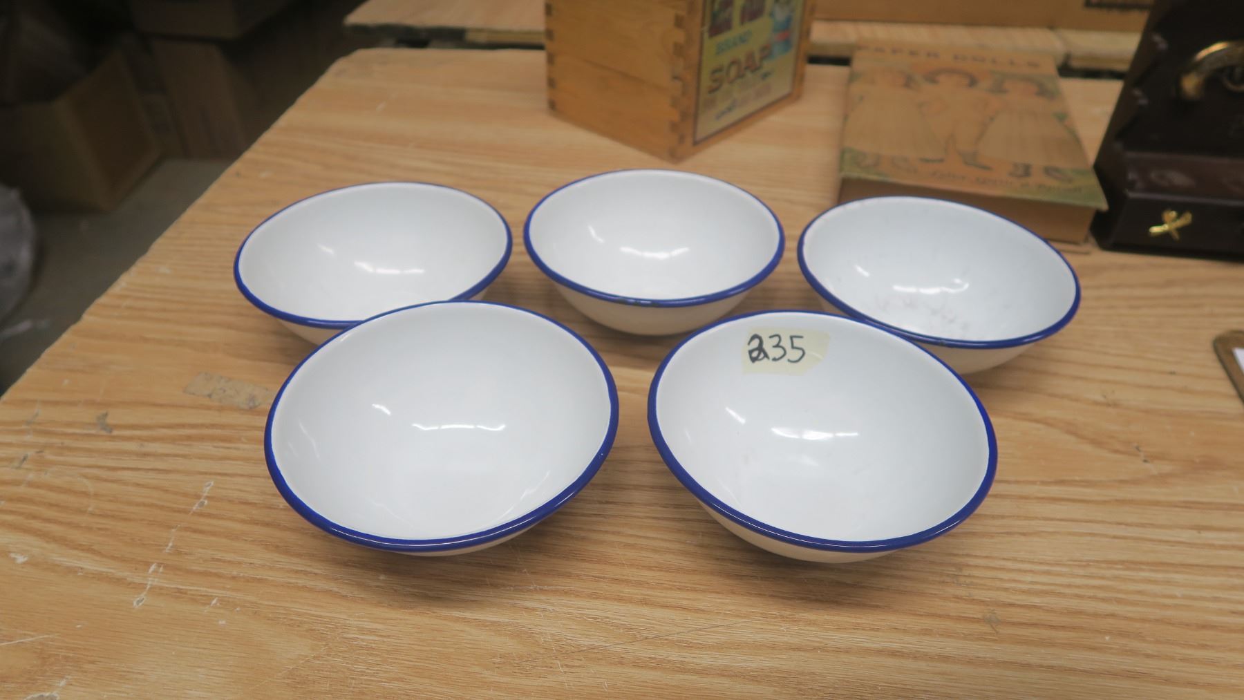 5 enamel bowls white with blue rims