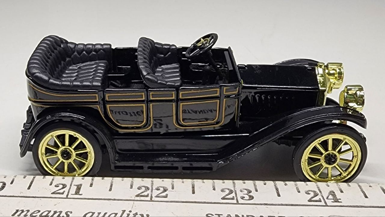 National Motor Museum Mint Certified - Die Cast - 1911 Chevy Classic 6 ...
