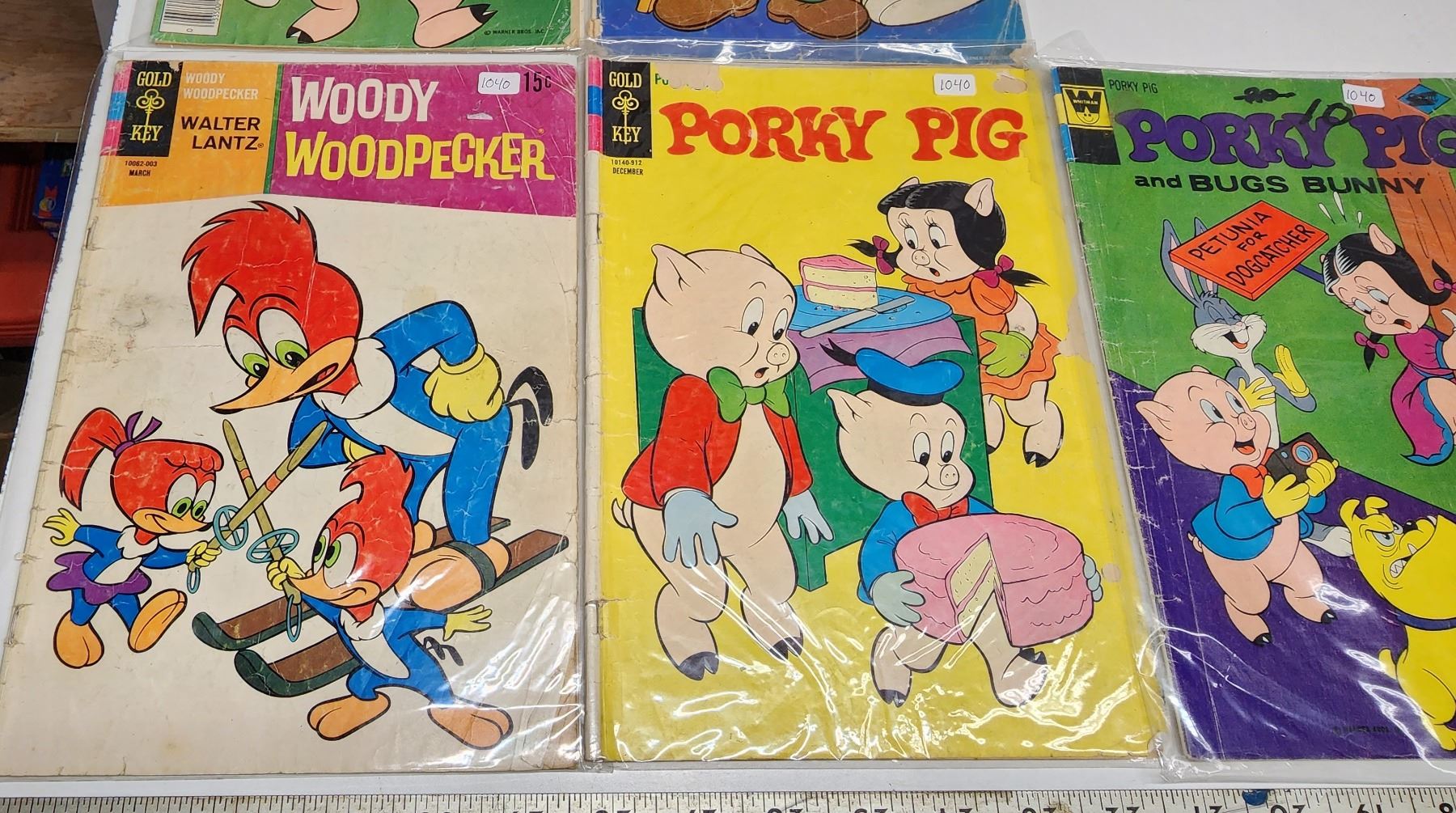 Assorted Porky Pig, Bugs Bunny & Woody Woodpecker Comics - Schmalz Auctions