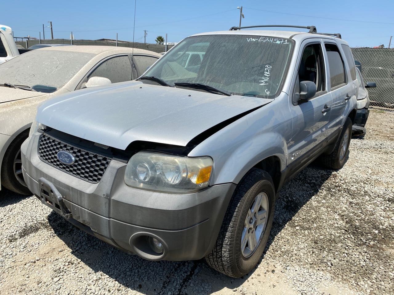 2005 FORD ESCAPE