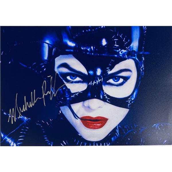Autograph Signed Michelle Pfeiffer Photo