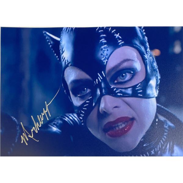 Autograph Signed Michelle Pfeiffer Photo