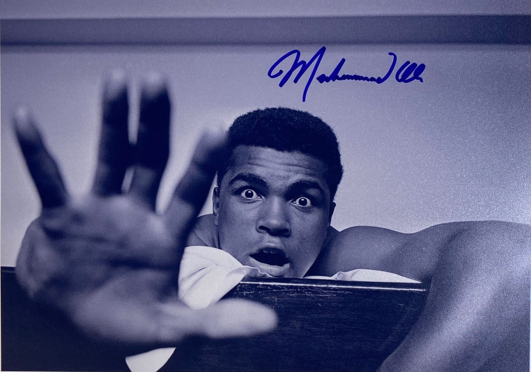Autograph Signed Muhammad Ali Photo