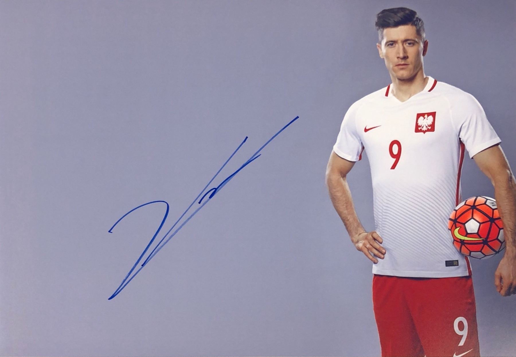 Robert Lewandowski Autograph Signed Photo