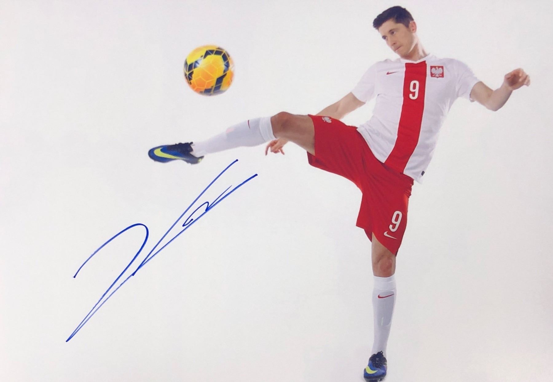 Robert Lewandowski Autograph Signed Photo