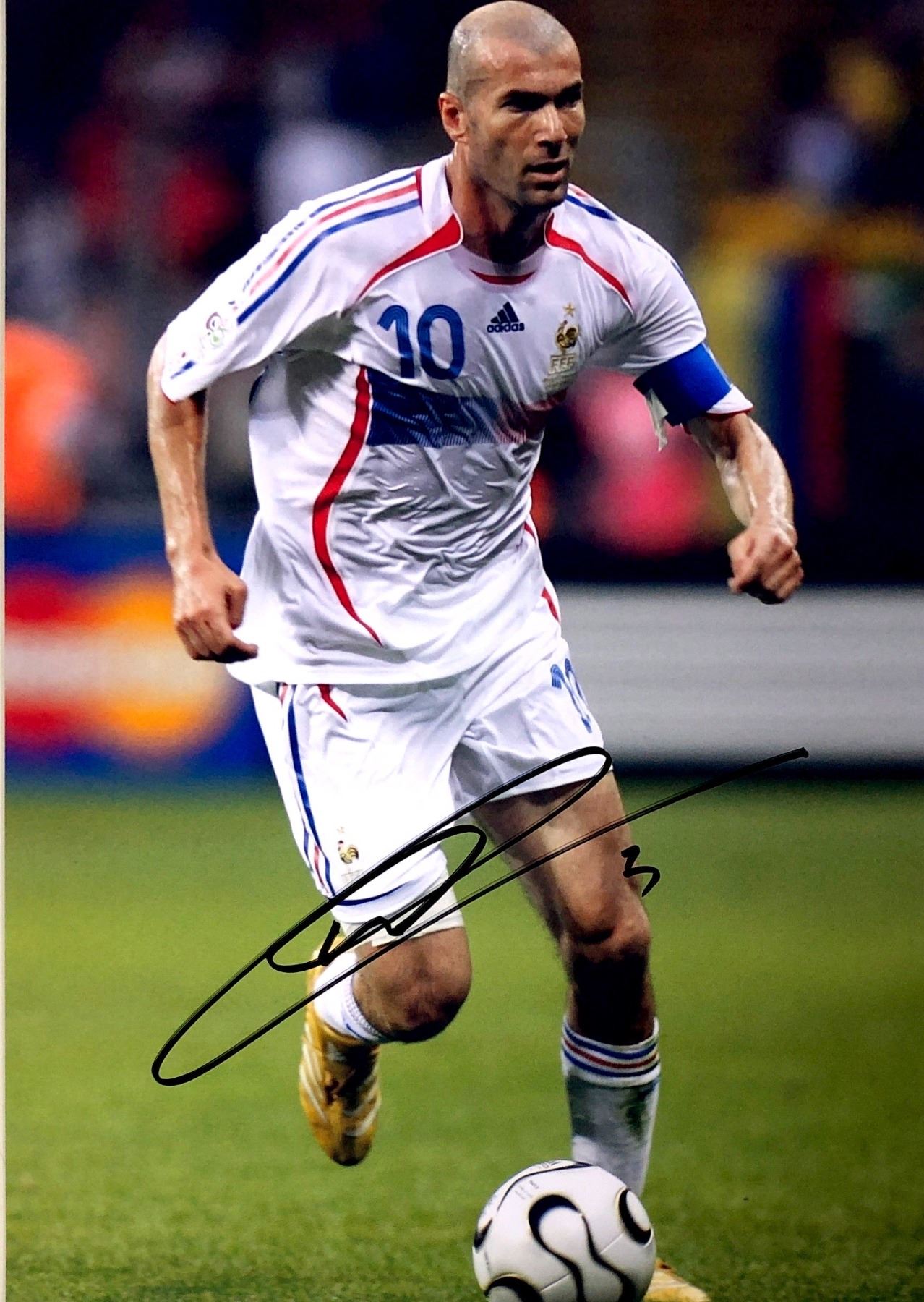 Zinedine Zidane Autograph Autograph Signed Photo
