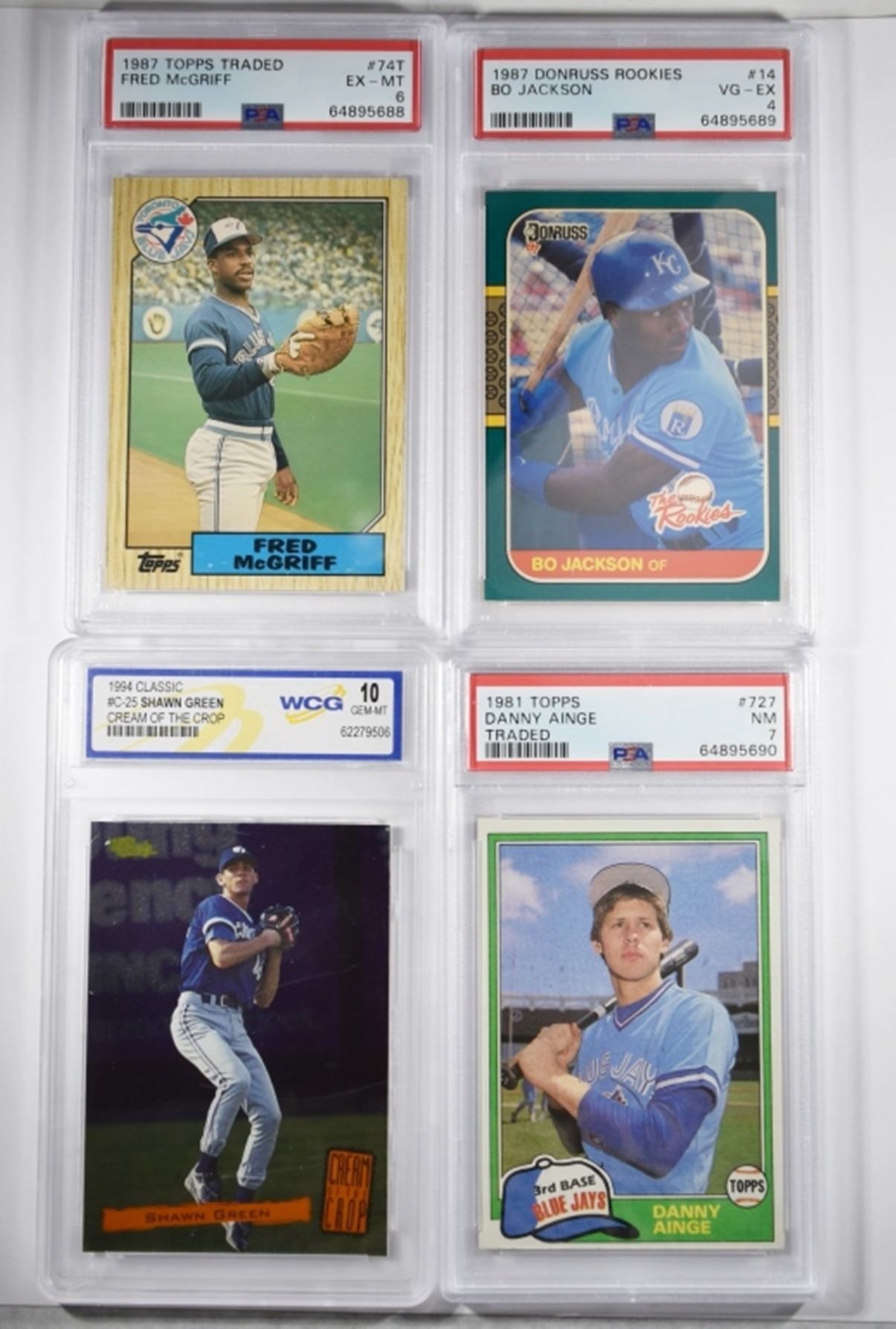 LOT OF 4 BASEBALL CARDS: