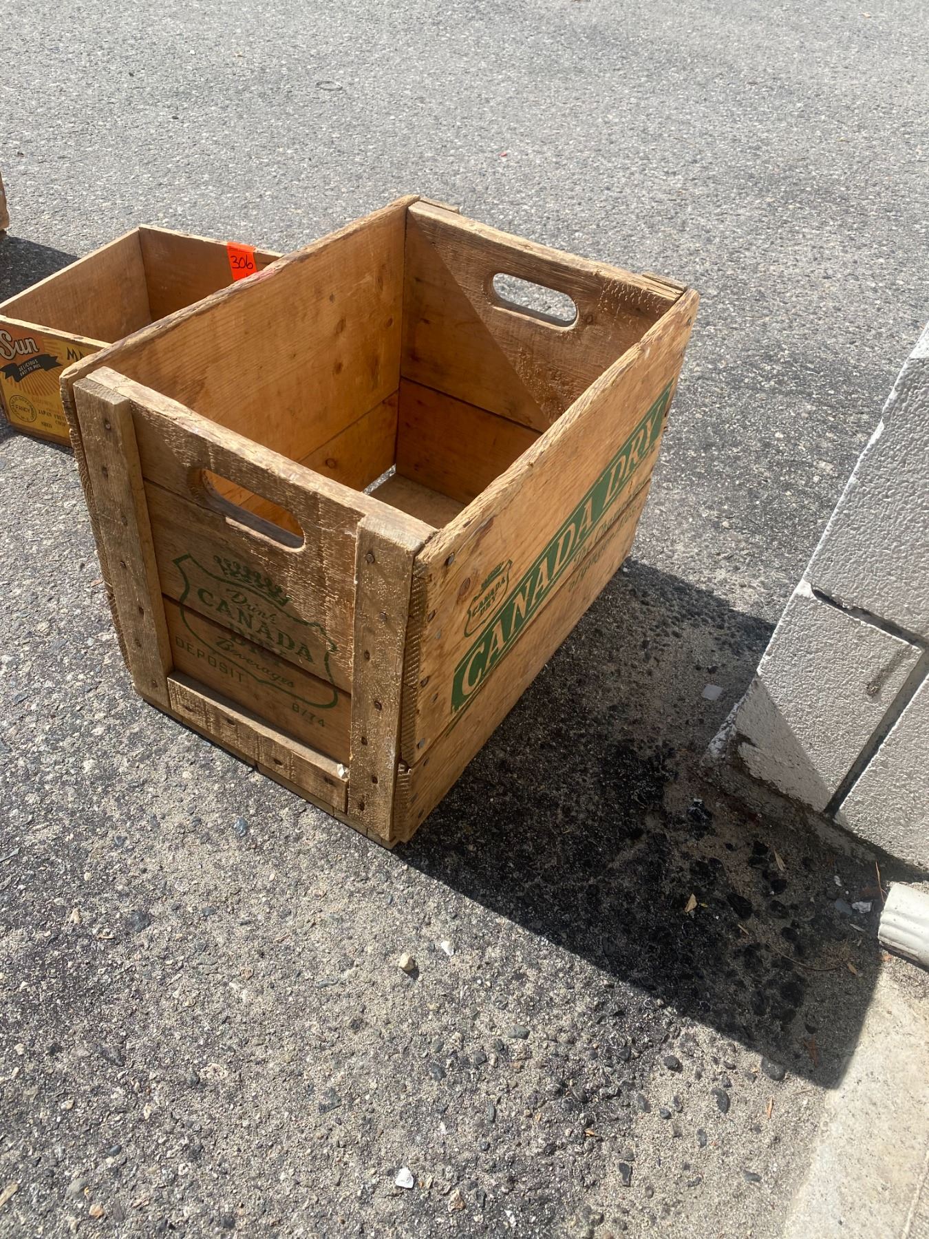 Canada Dry wood box