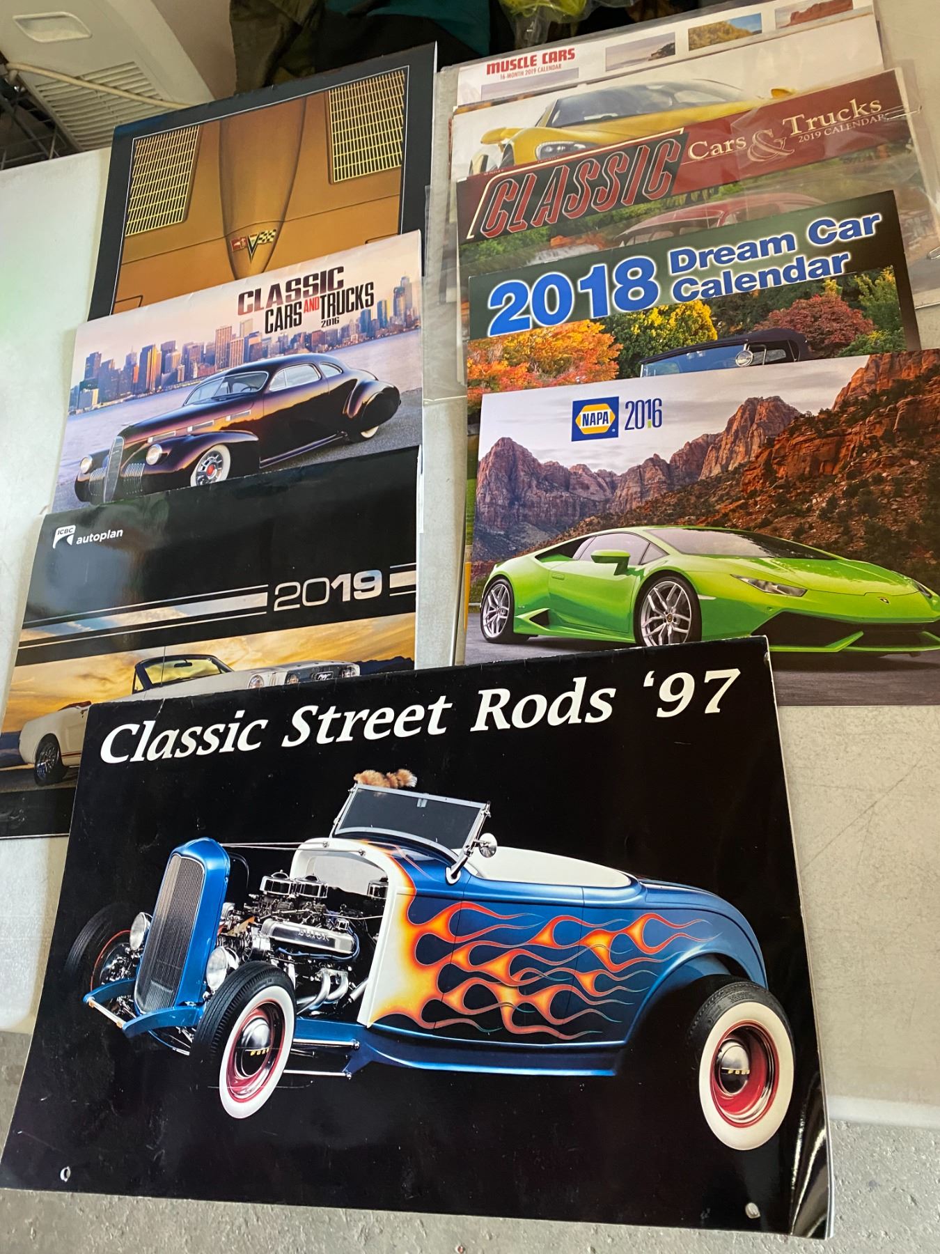 Box calendars