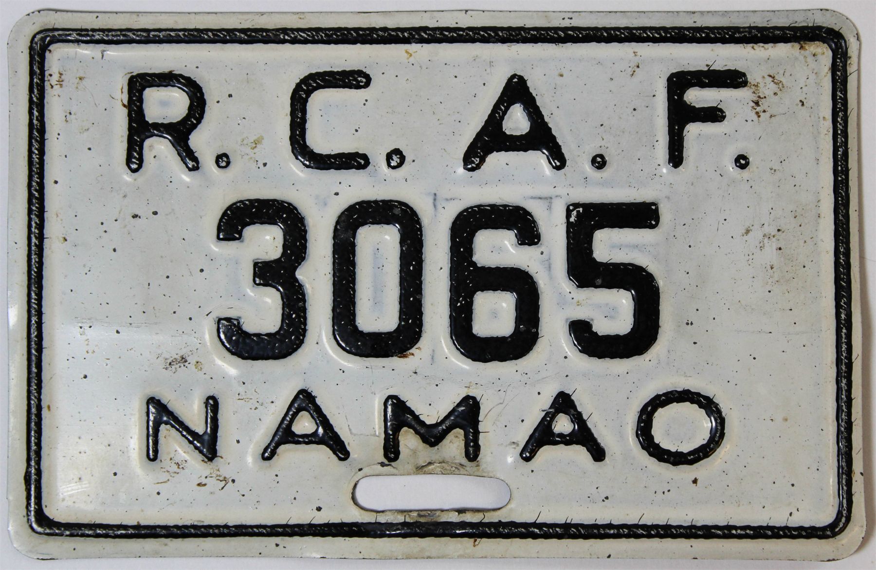 VINTAGE R.C.A.F NAMAO 3065 LICENSE PLATE