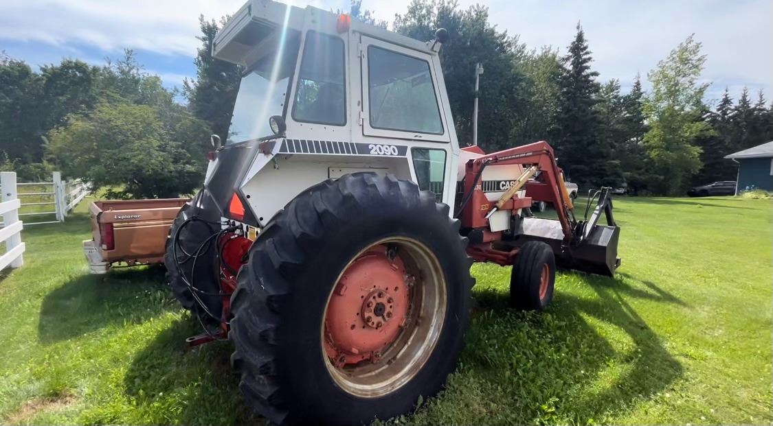 1979 2090 Case with 7ft 690 Leon Loader, 3 Hydraulics, PTO540, Brand ...