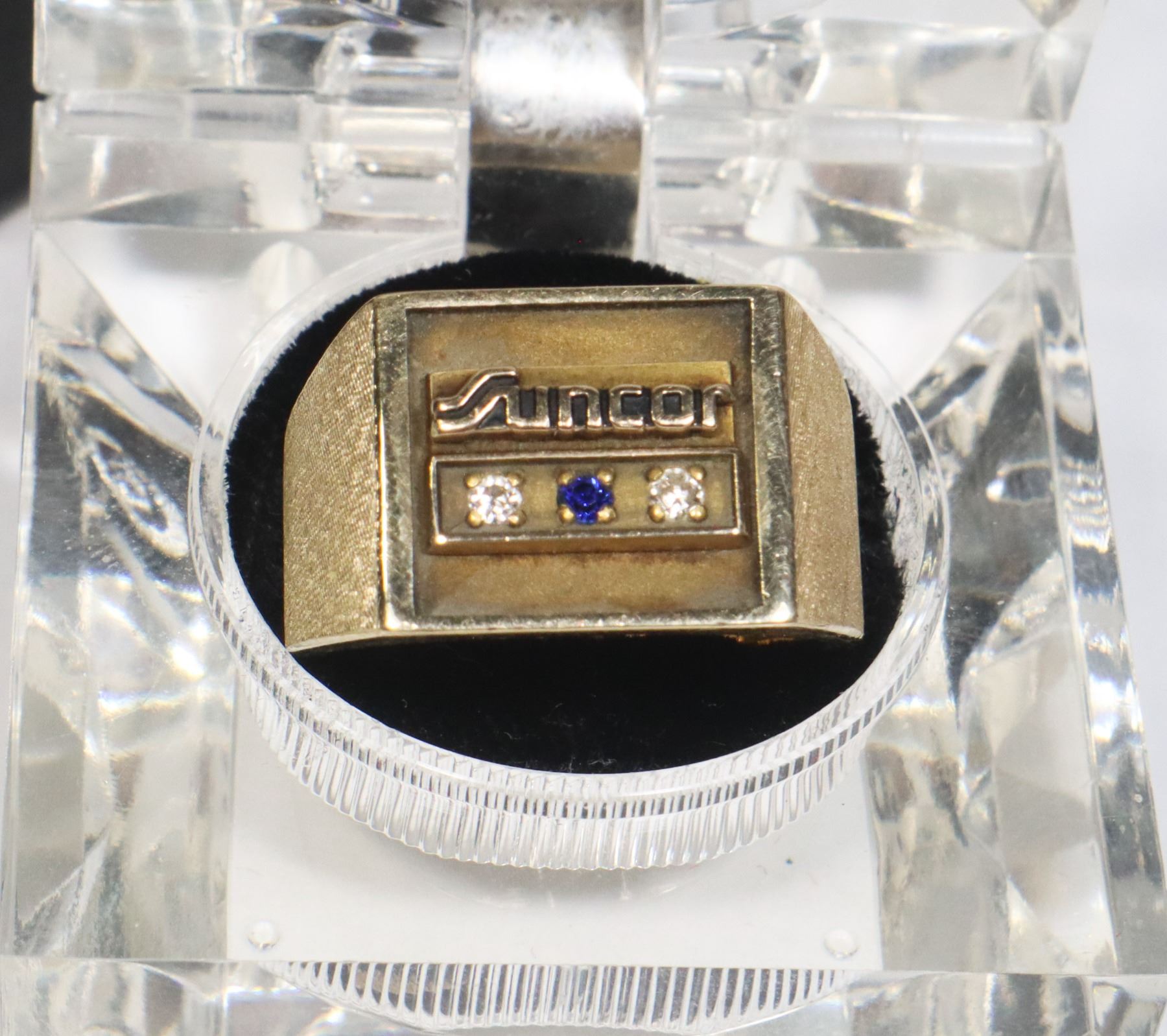 11 SOLID 14K GOLD RING 22 7 GRAMS CTO MARKED 11 SOLID 14K GOLD RING 22 7 GRAMS CTO MARKED