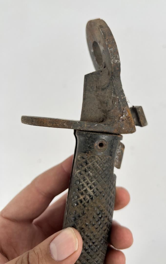 Sten SMG Pistol Grip M5 Bayonet