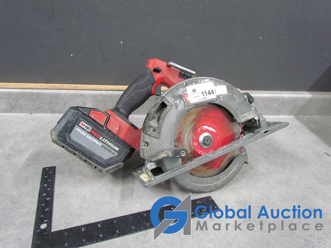 Milwaukee Circular Saw w/M18 Battery